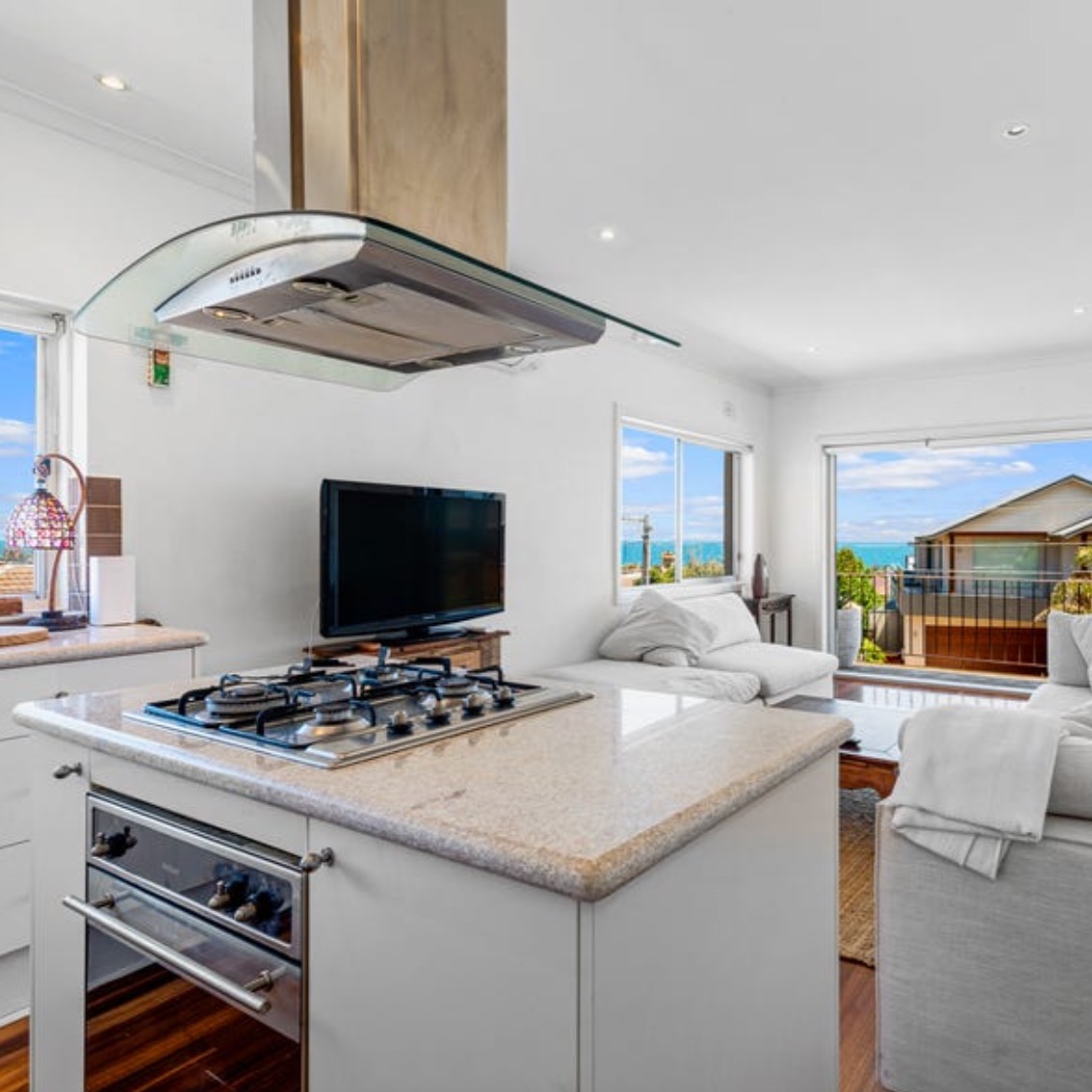 Units outperforming houses - Cate Bakos | Experienced buyer's advocate ...